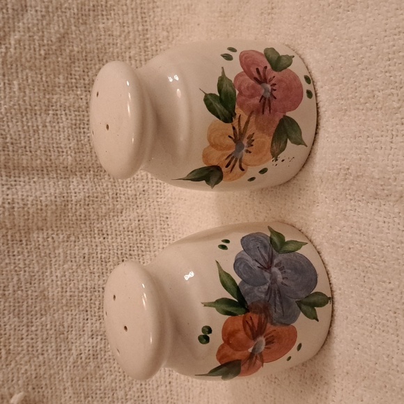 Emerson Creek Pottery | Dining | Emerson Creek Pottery Salt And Pepper ...